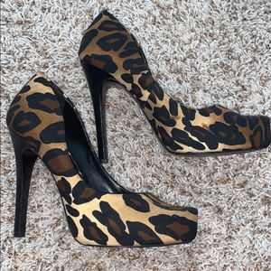 Jessica Simpson | Shoes | Jessica Simpson Leopard Print Pumps | Poshmark